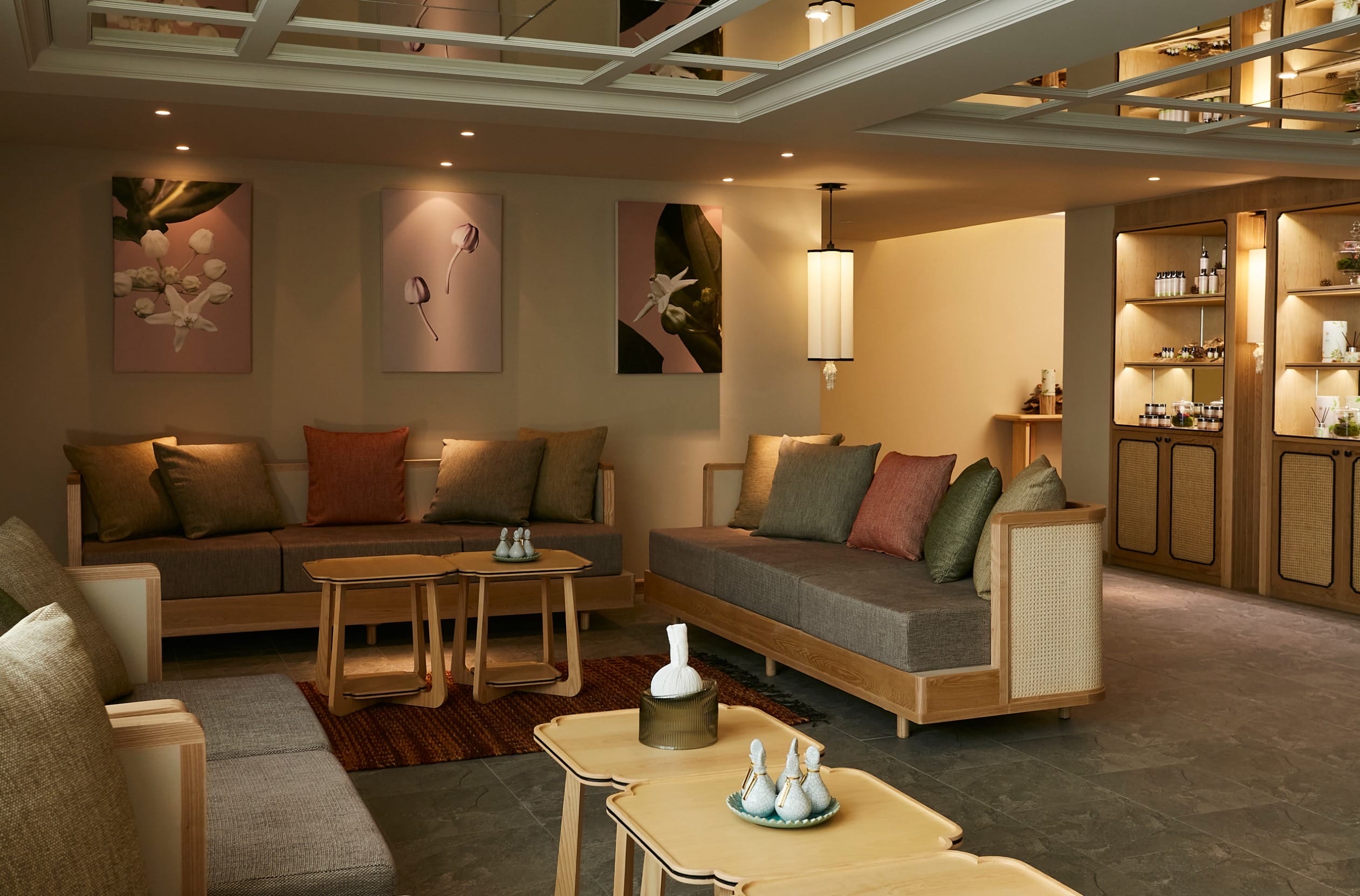 Book DIORA LUXE - Luxury Spa (Sukhumvit) with best deals up to 9% at ...